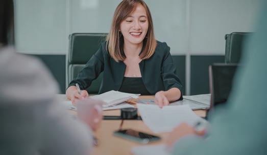 The Legal Career Guide: From Law Student To A Lawyer | Astor ...